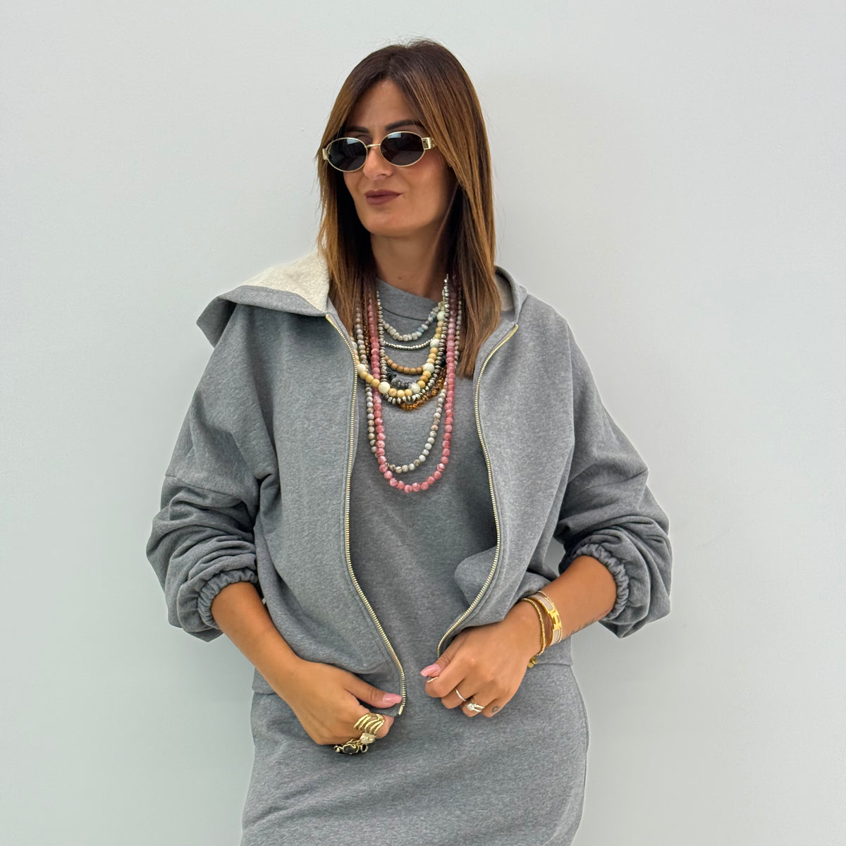 FELPA CLOTHE' GRIGIA – Chic Dressing Chic